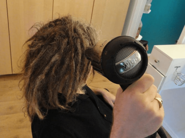 How To Wash Dreads (The Right Way) Without Messing Them Up