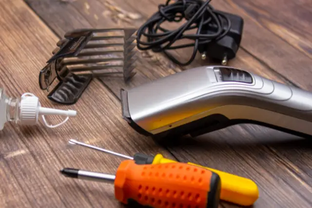 How to Fix Hair Clippers That Won't Cut - DapperlyClub